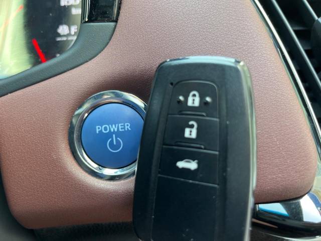 トヨタ クラウンハイブリッド RS 4.8万Km 309.9万円(愛知県)[577]の中古車詳細｜愛知県の中川セダン・スポーツ専門店｜中古車の ...