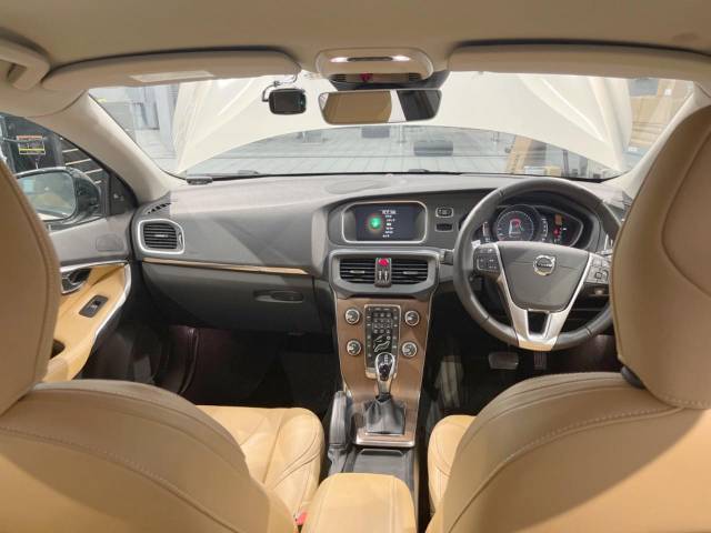 ボルボ V40 クロスカントリー D4 サマム 6.8万Km (富山県)[019]の中古車詳細｜富山県のボルボ・カー 富山｜ネクステージの ...