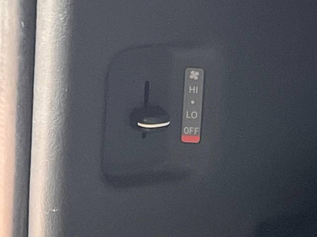 トヨタ ハイエースワゴン GL 9.5万Km 195.3万円(千葉県)[686]の中古車詳細｜千葉県のSUV LAND 千葉｜中古車の【ネクステージ】