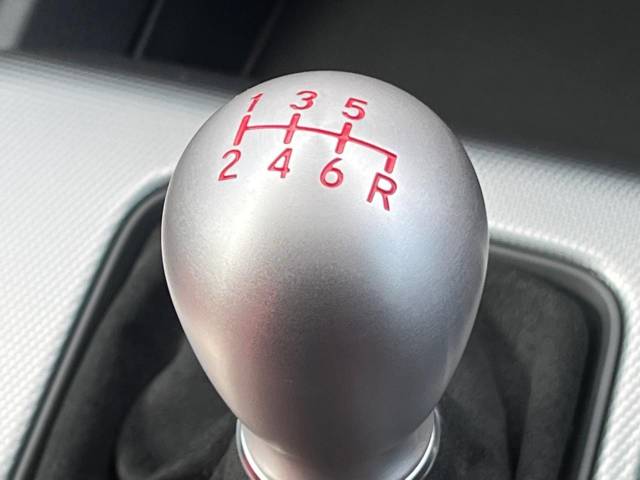 ホンダ シビック タイプR 0.5万Km 609.9万円(大阪府)[124]の中古車詳細｜大阪府の箕面セダン・スポーツ専門店｜中古車の【ネクステージ】