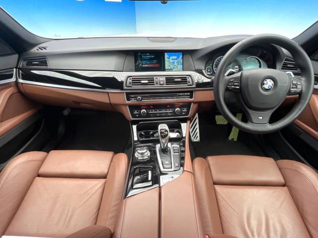BMW 5シリーズ 523iエクスクルーシブスポーツ 4万Km 125.9万円(大阪府)[331]の中古車詳細｜大阪府のユニバース 堺｜中古車 ...