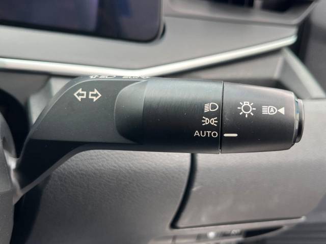 日産 ノート S 7.4万Km 142.2万円(沖縄県)[936]の中古車詳細｜沖縄県の豊見城店｜中古車の【ネクステージ】