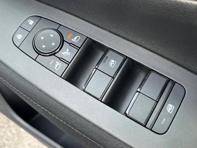 日産 ノート S 7.4万Km 142.2万円(沖縄県)[936]の中古車詳細｜沖縄県の豊見城店｜中古車の【ネクステージ】