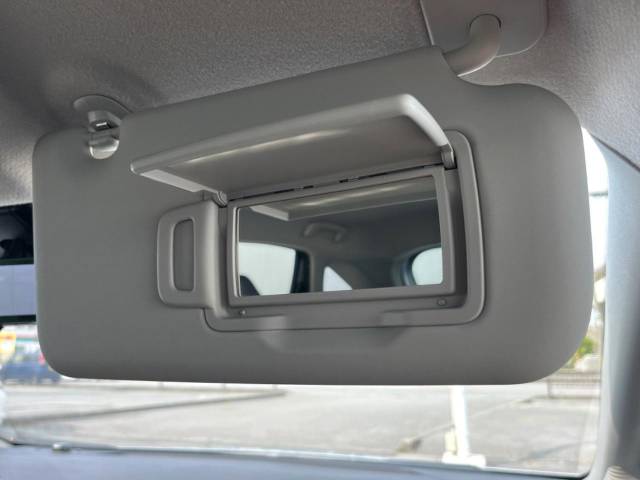 日産 ノート S 7.4万Km 142.2万円(沖縄県)[936]の中古車詳細｜沖縄県の豊見城店｜中古車の【ネクステージ】