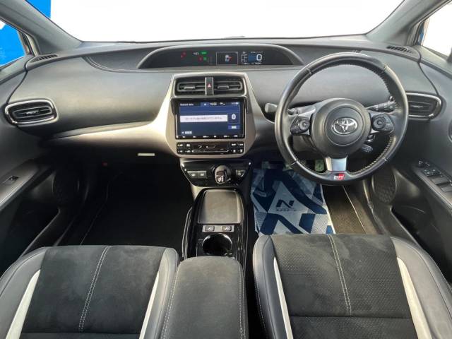 トヨタ プリウスPHV S GRスポーツ 5.6万Km 264.9万円(沖縄県)[669]の中古車詳細｜沖縄県の豊見城店｜中古車の【ネクステージ】