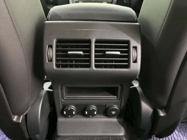 ジャガー Fペイス R－スポーツ 5.6万Km 382.6万円(千葉県)[527]の中古車詳細｜千葉県のジャガー・ランドローバー 幕張｜中古車 ...