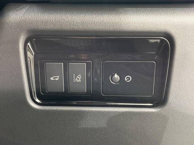 ジャガー Fペイス R－スポーツ 5.6万Km 382.6万円(千葉県)[527]の中古車詳細｜千葉県のジャガー・ランドローバー 幕張｜中古車 ...