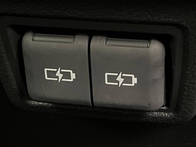 レクサス UX UX250h 特別仕様車 Fスポーツ エモーショナル エクスプローラー 1.4万Km 489.6万円(北海道)[072]の中古 ...