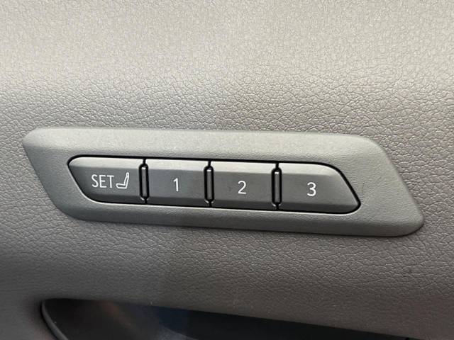 レクサス UX UX250h 特別仕様車 Fスポーツ エモーショナル エクスプローラー 1.4万Km 489.6万円(北海道)[072]の中古 ...