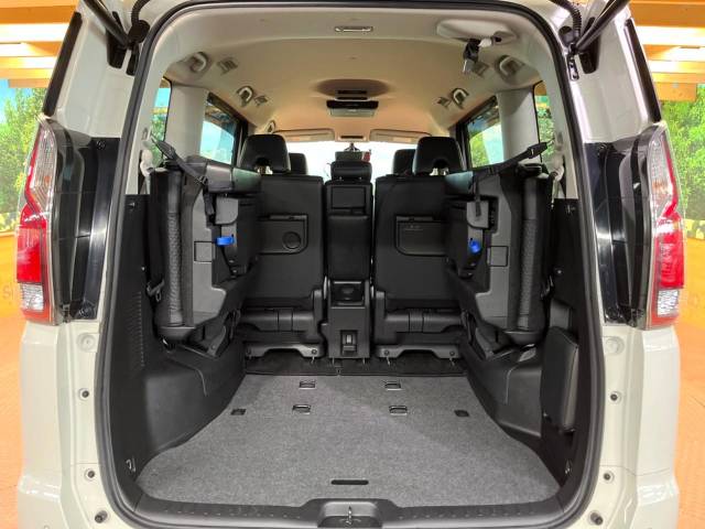 日産 セレナ 禁煙車 フリップダウン FF 219.9万円(東京都)[775]の中古車詳細｜東京都のSUV LAND 横浜町田｜SUV LAND